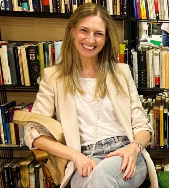 "Aquí donde no estás" de María Luisa Toribio - ACEscritores